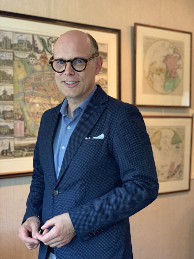 Home - Inter-Antiquariaat Mefferdt & De Jonge